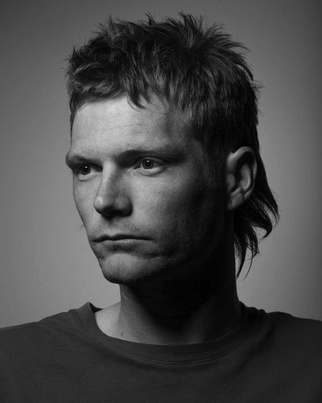 Será que o mullet está voltando? 6 exemplos bons e ruins! | Beard